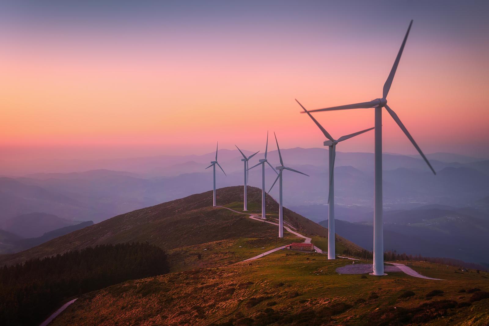 When the wind stops blowing, the UK struggles to make cheap & green ...