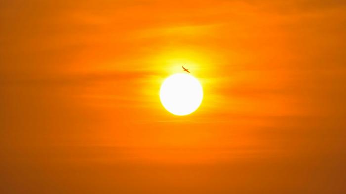June 1976 record looks increasingly vulnerable after May's remarkable heat