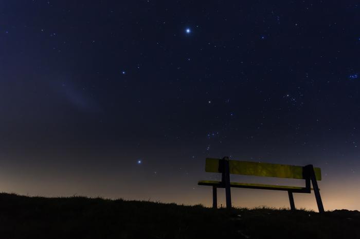 Wrap up warm for Lyrid meteor shower watching