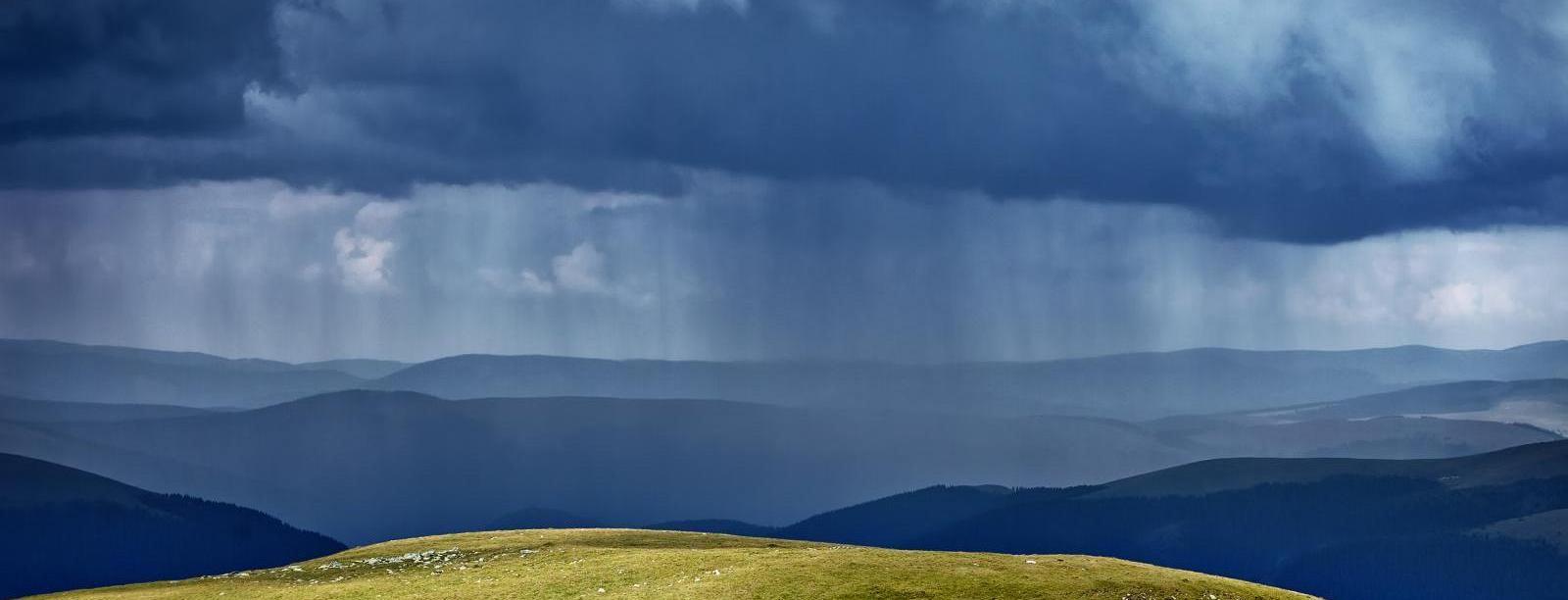 Flooding in opposite ends of Europe: extreme rainfall in Cumbria and Sicily