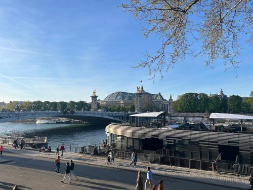 Suspicions grow that Paris-CDG weather sensor was deliberately heated ...