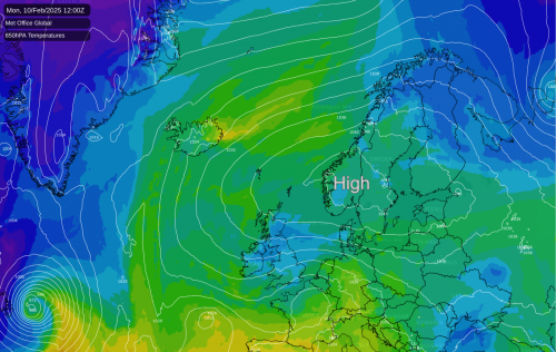 Blocking high keeping the UK in a meteorological no-mans land